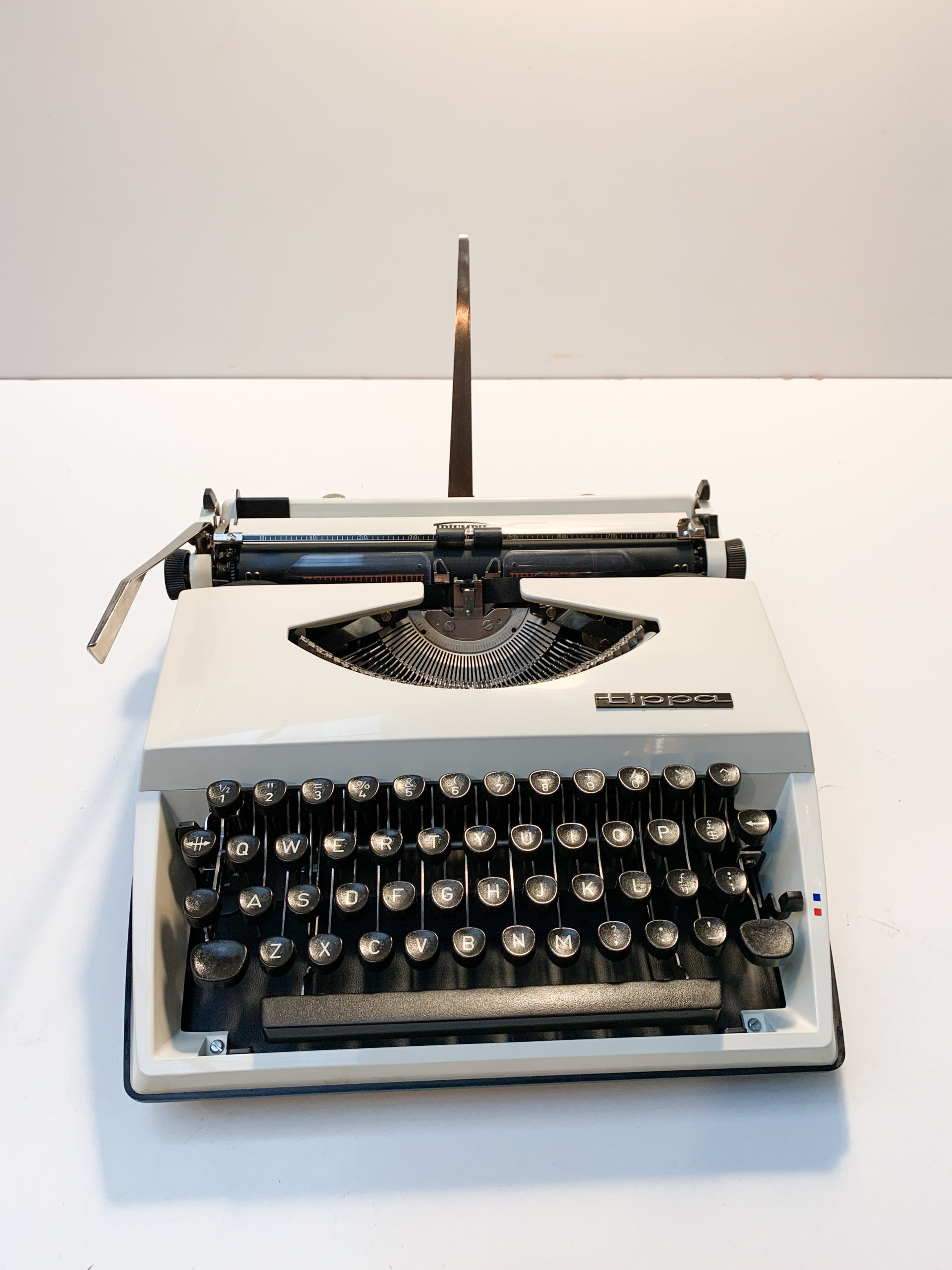 Triumph Tippa witte vintage werkende typemachine wit – Typemachinefabriek