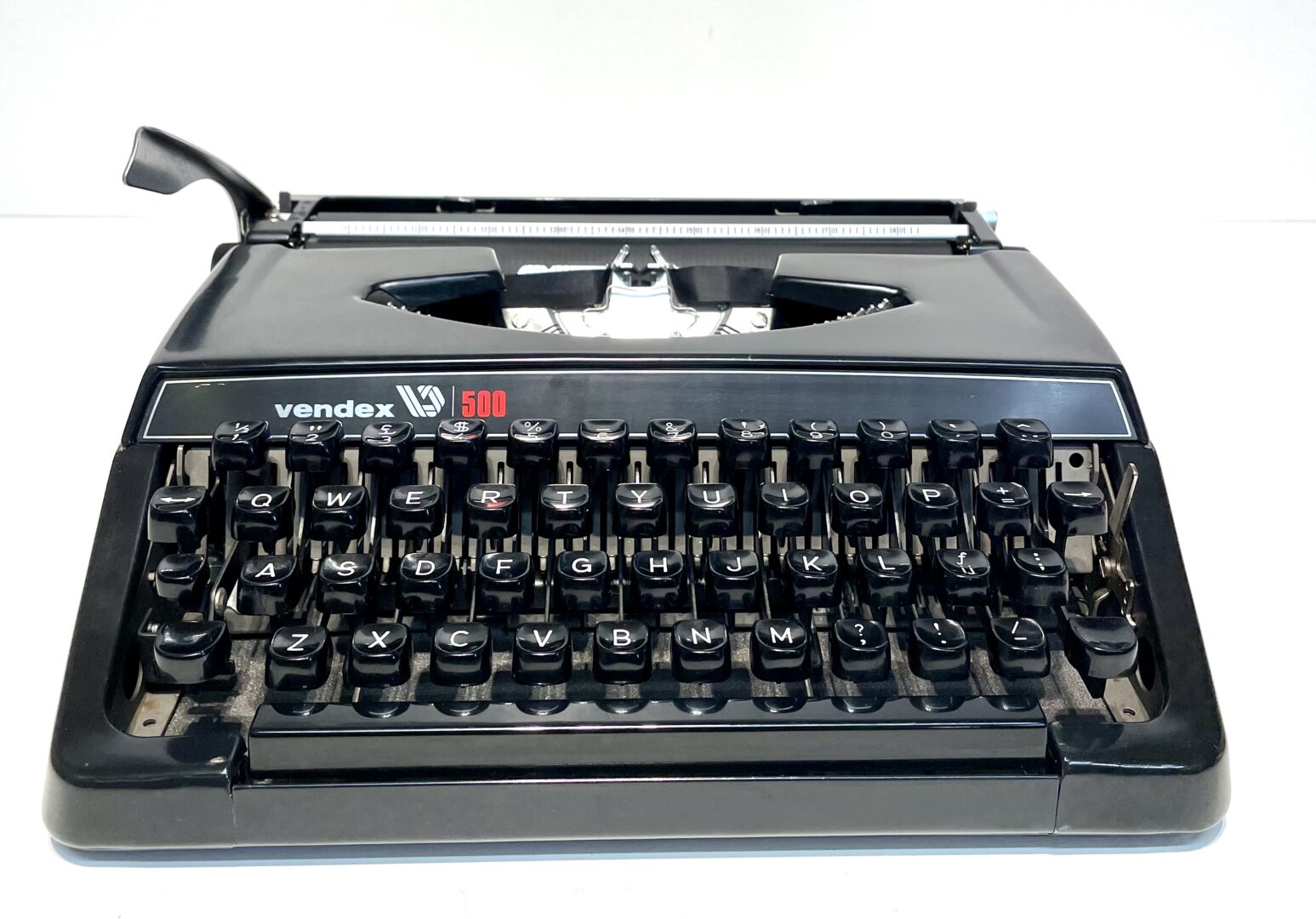 Werkende vintage zwarte typemachine Vendex (Brother) 500 zwart uit 1980 ...