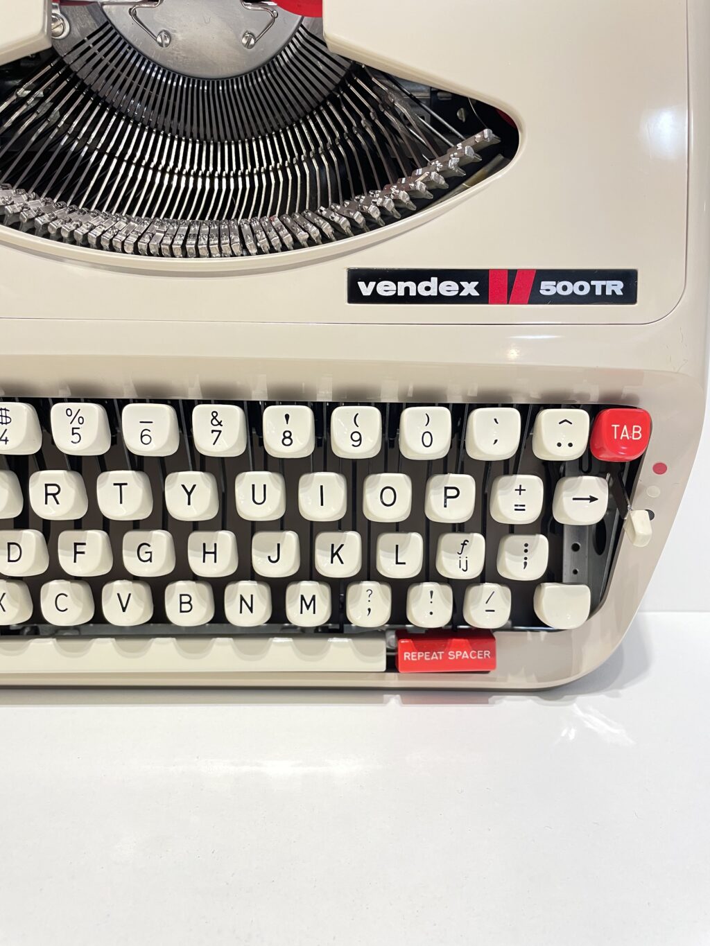 Crème werkende vintage Vendex (Brother) 500 TR typemachine witte ...